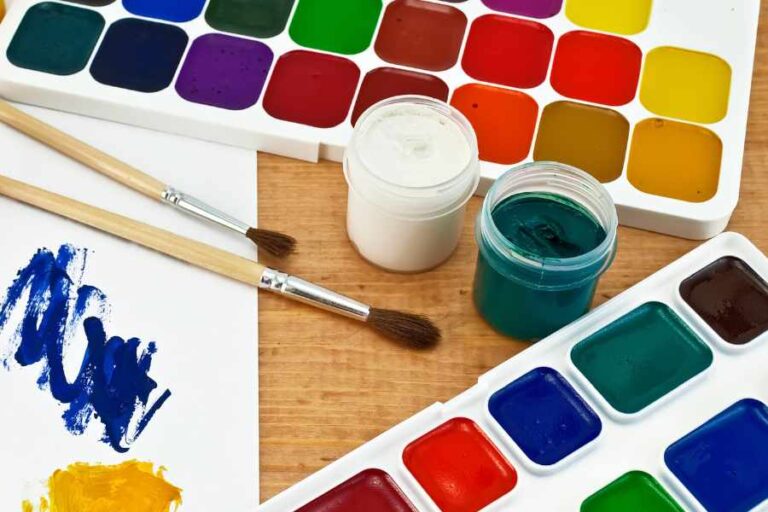 Why Gouache is One of The Best Paints to Try! – Urbaki Art
