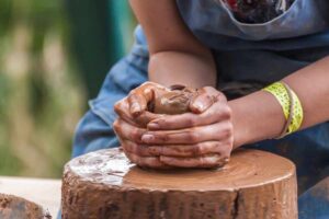 Crafting with Earth: How to Make Clay from Dirt – Urbaki Art
