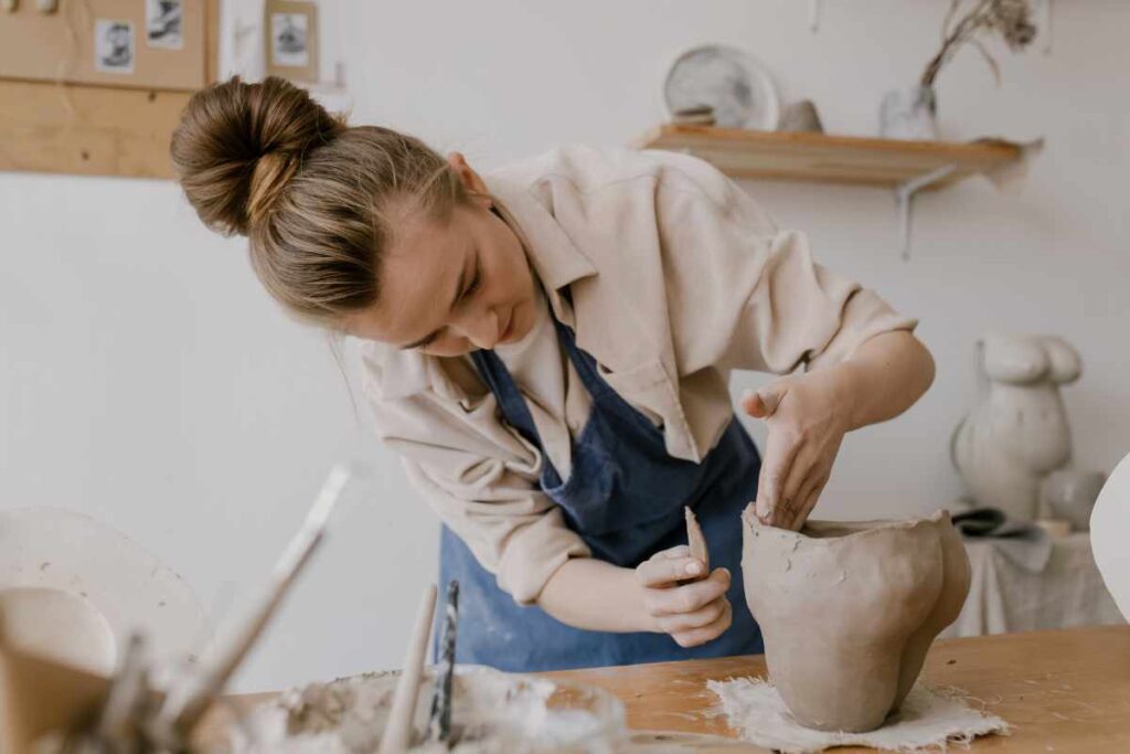 Ceramics for Beginners: A Step-by-Step Guide – Urbaki Art