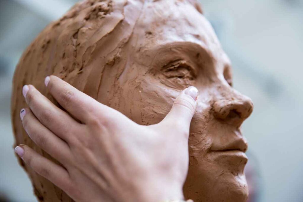 Step-by-Step Guide to Learning Clay Sculpture from Scratch – Urbaki Art