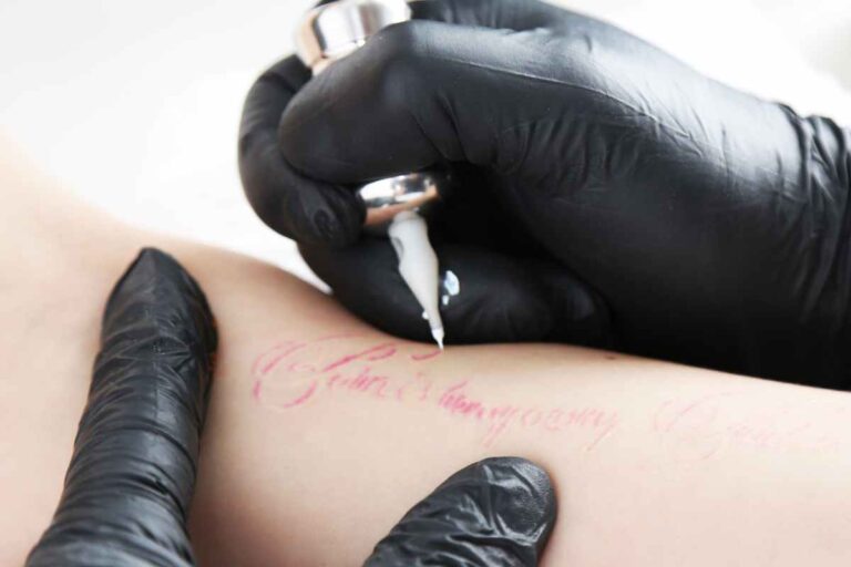 How to Design Flawless Arm Tattoo Lettering – Urbaki Art