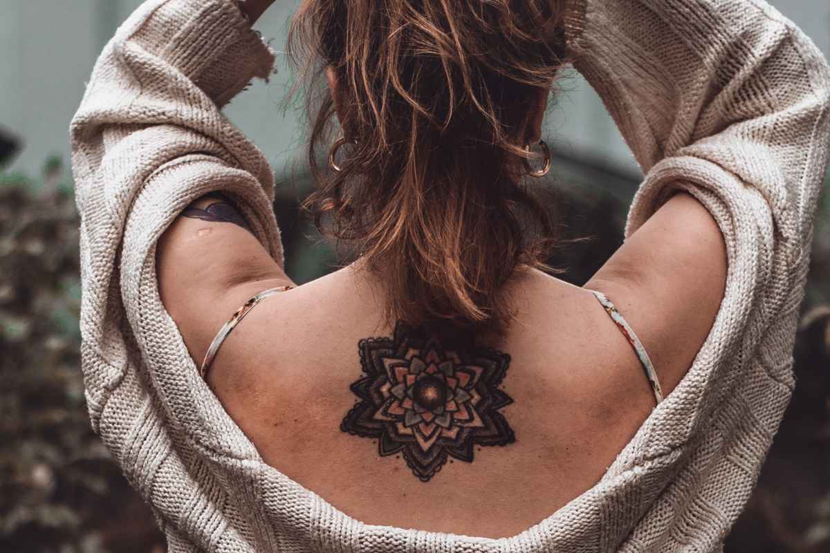 Back Tattoos for Women: The Allure of Mandala Designs – Urbaki Art