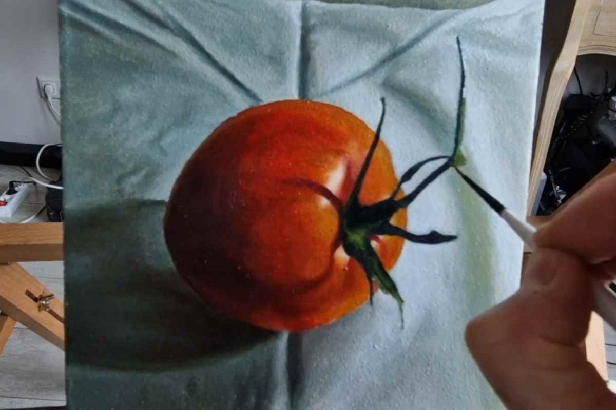 Learn to Paint a Tomato in Oil: Easy and Realistic Techniques